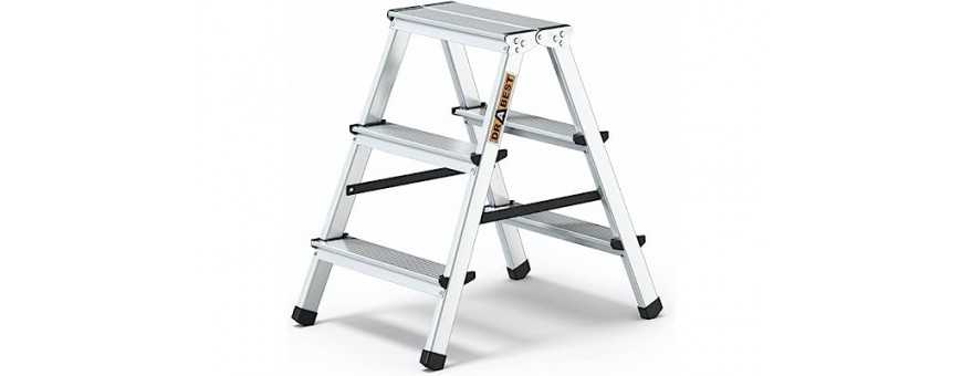 Retractable steps